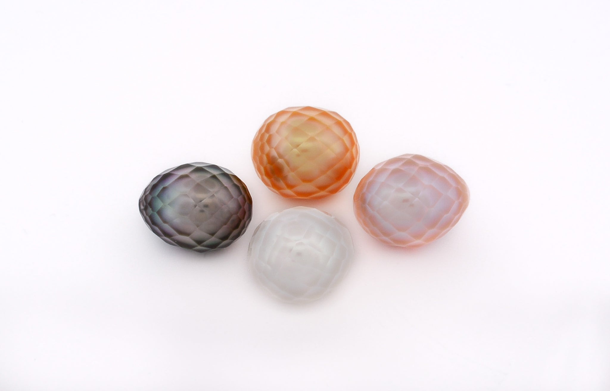 Single Cultured And Freshwater Faceted Pearls